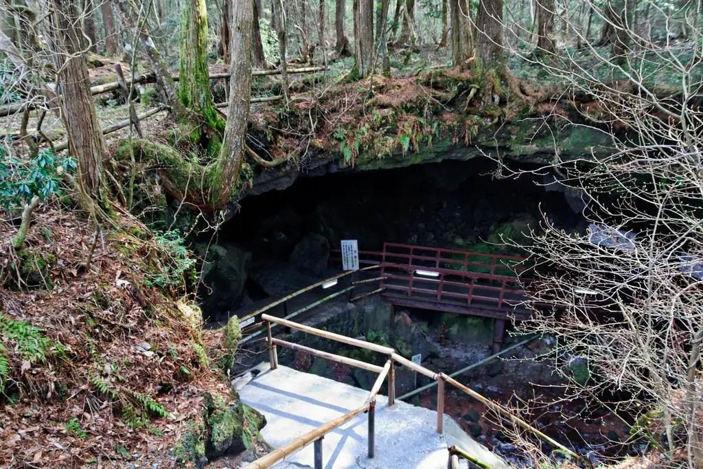 Narusawa Ice Cave | Japan Experience