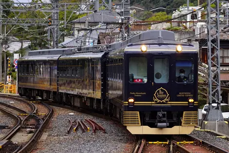 The "Blue Symphony" Train | Japan Experience