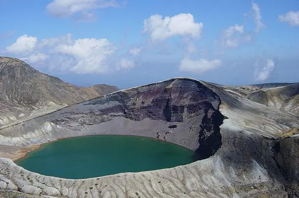 Mount Zao, a volcano near Sendai | Japan Experience