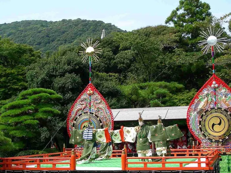 The Naiku Shrine | Japan Experience