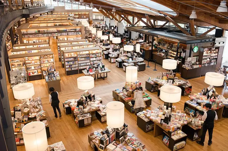 The most beautiful Japanese libraries | Japan Experience