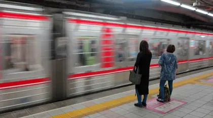 Midosuji Line Osaka: The key north-south subway route through central ...