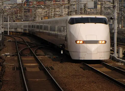 The Shinkansen | Japan Experience