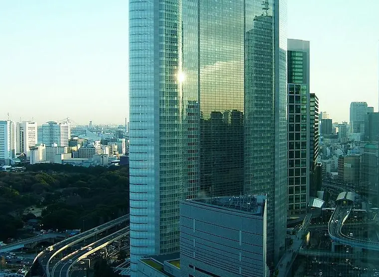 The Dentsu Building | Japan Experience