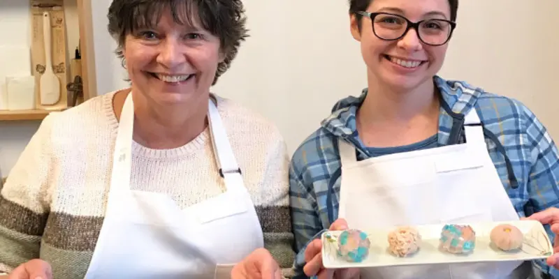 Wagashi, traditional Japanese pastry - private workshop | Japan Experience