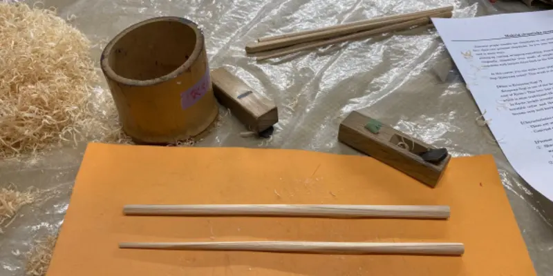Activity in Japan : Make your own chopsticks | Japan Experience